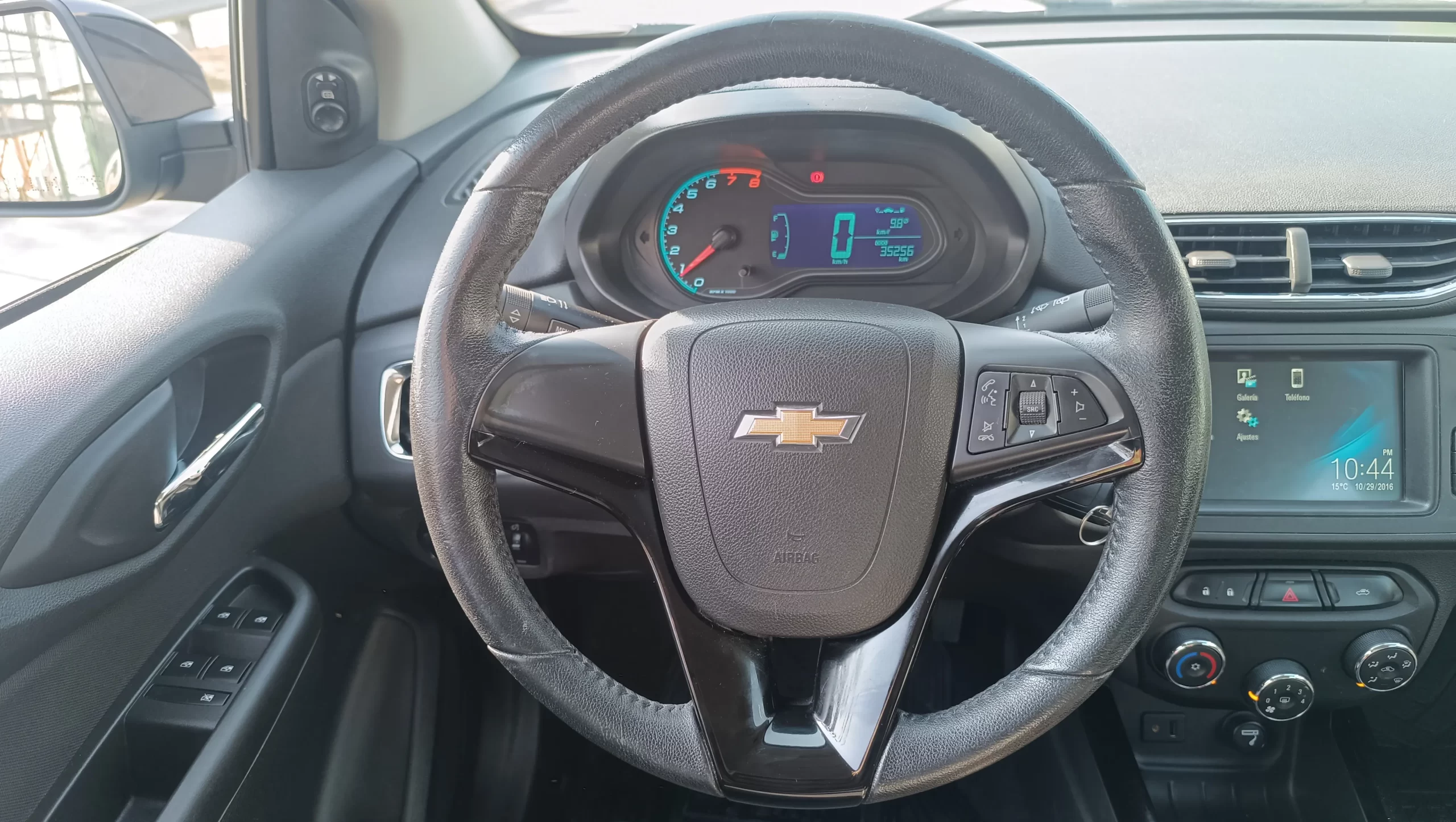 CHEVROLET ONIX LTZ 2017 1.4cc – StarCars